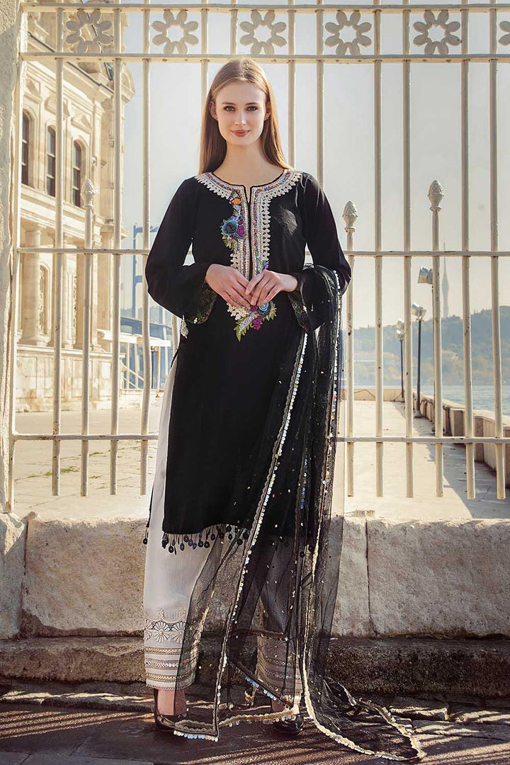 Ec-1211 - Eastern Clozet